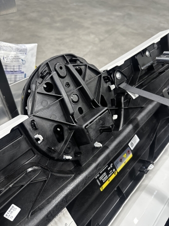 VW ID. Buzz Front Emblem Black Edition - StreetStylez.ch - Your expert ...