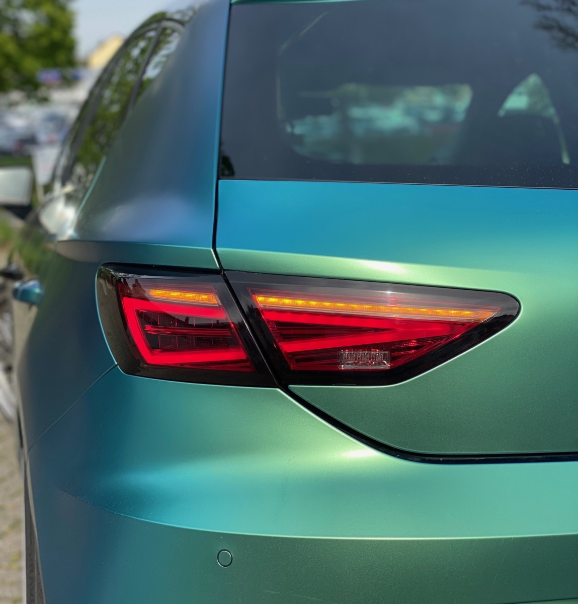 Full LED upgrade design taillights for Seat Leon 5F 12-16 black/smoked ...