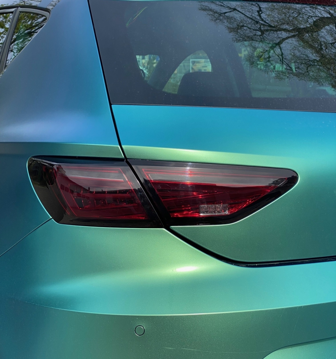 Full LED upgrade design taillights for Seat Leon 5F 12-16 black/smoked ...